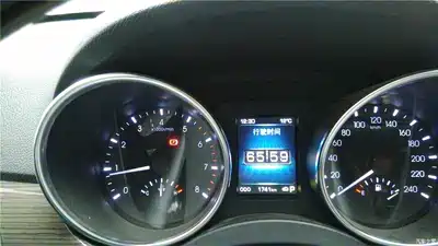 哈弗H9 2015款 2.0T 四驱标准型 7座 哈弗 1/83张图片大全_汽车内饰图库-汽车之家