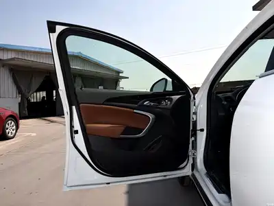 君威 2015款 GS 2.0T 豪情运动版 别克 11/57张图片大全_汽车座椅图库-汽车之家