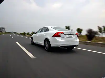 沃尔沃S60 2016款 S60L T5 智越版 沃尔沃 3/8张图片大全_汽车评测图库-汽车之家
