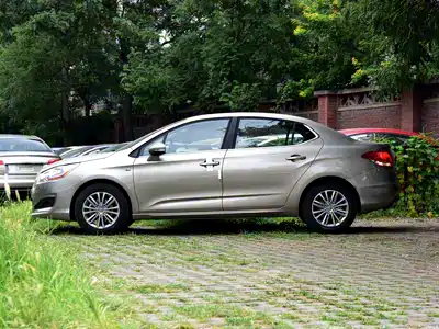 雪铁龙C4L 2015款 1.8L 自动尊贵版 雪铁龙 4/11张图片大全_汽车外观图库-汽车之家