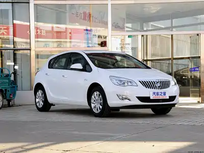 英朗 2013款 XT 1.6L 自动时尚版 别克 3/15张图片大全_汽车外观图库-汽车之家