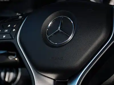 奔驰E级(进口) 2012款 E 260 CGI Coupe 奔驰 6/49张图片大全_汽车内饰图库-汽车之家