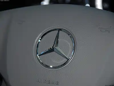 奔驰E级 2013款 E 260 L CGI优雅型 奔驰 3/41张图片大全_汽车内饰图库-汽车之家