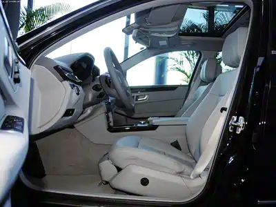 奔驰E级 2013款 E 260 L CGI优雅型 奔驰 1/68张图片大全_汽车座椅图库-汽车之家