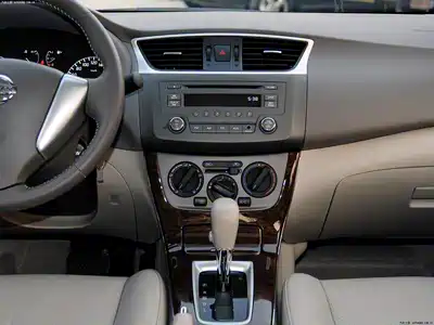 轩逸 2012款 1.6XL CVT豪华版 日产 3/106张图片大全_汽车内饰图库-汽车之家