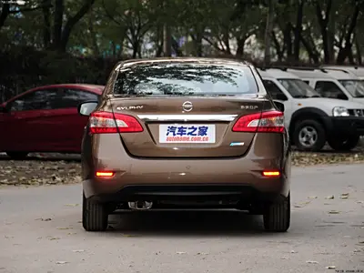 轩逸 2012款 1.6XL CVT豪华版 日产 6/115张图片大全_汽车外观图库-汽车之家