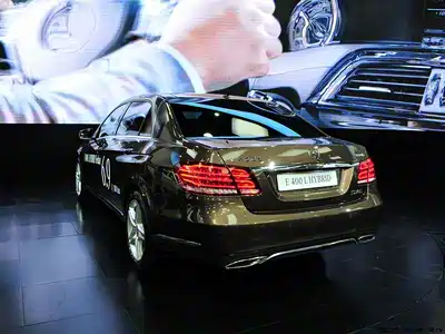 奔驰E级 2014款 E 400 L Hybrid 奔驰 6/8张图片大全_汽车外观图库-汽车之家