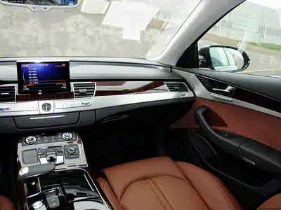 奥迪A8 2013款 A8L 40 hybrid 奥迪 6/90张图片大全_汽车内饰图库_黑色/杏仁棕-汽车之家