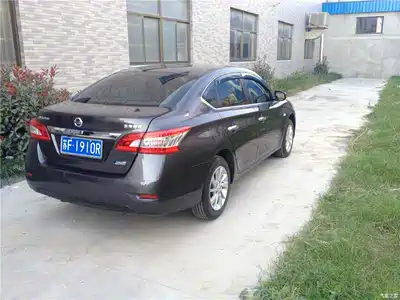 轩逸 2012款 1.6XE CVT舒适版 日产 5/13张图片大全_汽车外观图库_铂金灰-汽车之家