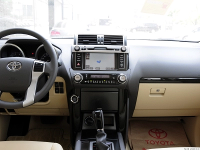 普拉多(进口) 2014款 2.7L 自动豪华版 丰田 3/73张图片大全_汽车中控图库-汽车之家