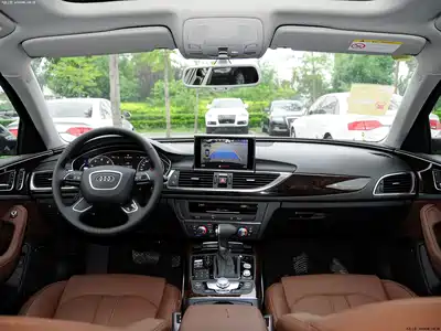 奥迪A6L 2014款 35 FSI 舒适型 奥迪 1/60张图片大全_汽车中控图库_黑色/果仁棕色-汽车之家