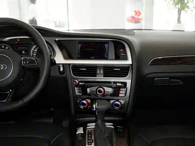 奥迪A4L 2015款 35 TFSI 自动舒适型 奥迪 3/52张图片大全_汽车内饰图库-汽车之家