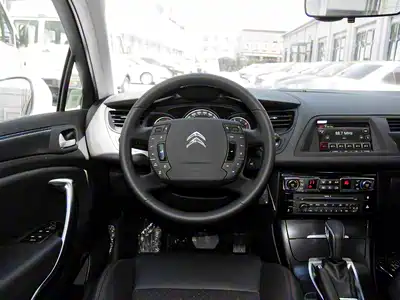 雪铁龙C5 2014款 1.6T 自动尊贵型 雪铁龙 2/71张图片大全_汽车内饰图库-汽车之家