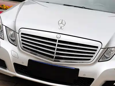奔驰E级 2010款 E 260 L CGI优雅型 奔驰 1/52张图片大全_汽车细节图库-汽车之家