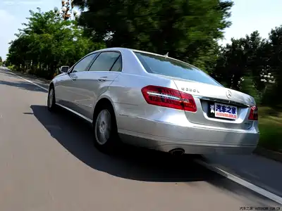 奔驰E级 2010款 E 260 L CGI优雅型 奔驰 1/7张图片大全_汽车评测图库-汽车之家