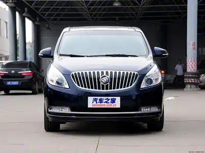 别克GL8 2011款 3.0L GT豪华商务豪雅版 别克 2/7张图片大全_汽车外观图库-汽车之家