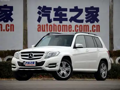 奔驰GLK级 2014款 GLK 260 4MATIC 动感型 奔驰 8/45张图片大全_汽车外观图库-汽车之家