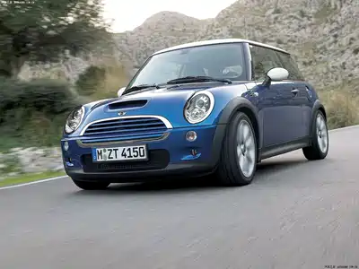 MINI 2004款 1.6 COOPER MINI 14/21张图片大全_汽车外观图库-汽车之家